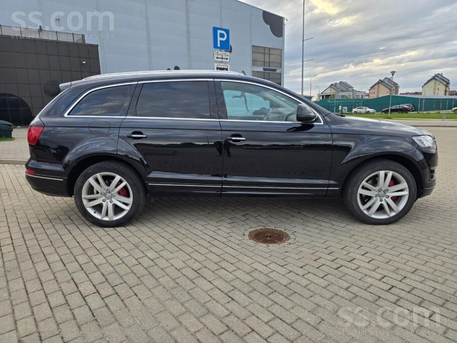 Melns Audi Q7 2012 Rīga, ar dzinēja tilpumu 3.00 L un nobraukumu 235 tūkst. km par 11590 €, foto 5 vietnē AUTOMOTO.COM.LV