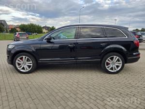Melns Audi Q7 2012 Rīga, ar dzinēja tilpumu 3.00 L un nobraukumu 235 tūkst. km par 11590 €, foto 10 vietnē AUTOMOTO.COM.LV