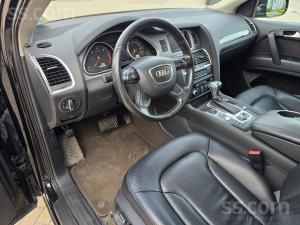 Melns Audi Q7 2012 Rīga, ar dzinēja tilpumu 3.00 L un nobraukumu 235 tūkst. km par 11590 €, foto 13 vietnē AUTOMOTO.COM.LV