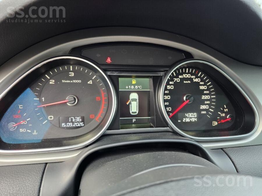 Melns Audi Q7 2012 Rīga, ar dzinēja tilpumu 3.00 L un nobraukumu 235 tūkst. km par 11590 €, foto 26 vietnē AUTOMOTO.COM.LV