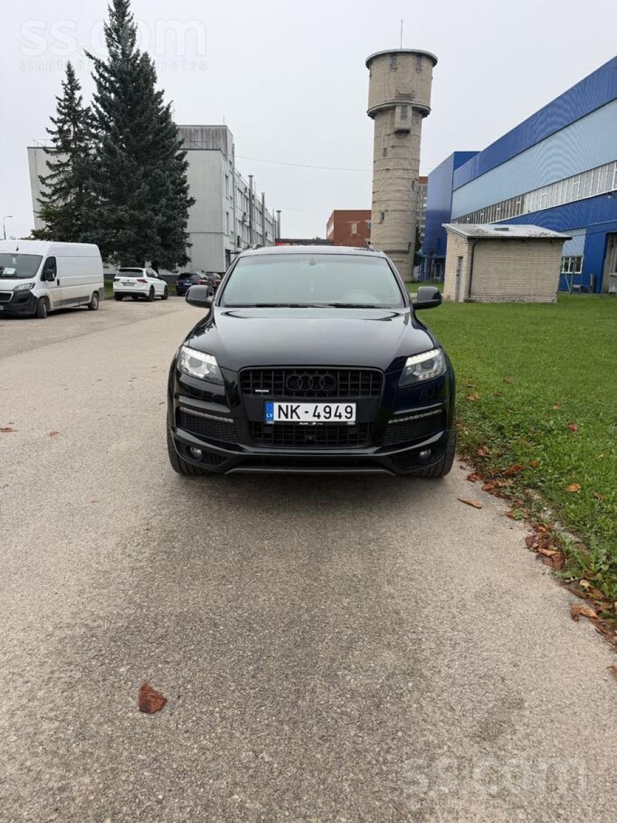 Black Audi Q7 2012 in Rezekne, with an engine capacity of 3.00 L and mileage of 238 thousand km for 11800 €, photo 7 on AUTOMOTO.COM.LV