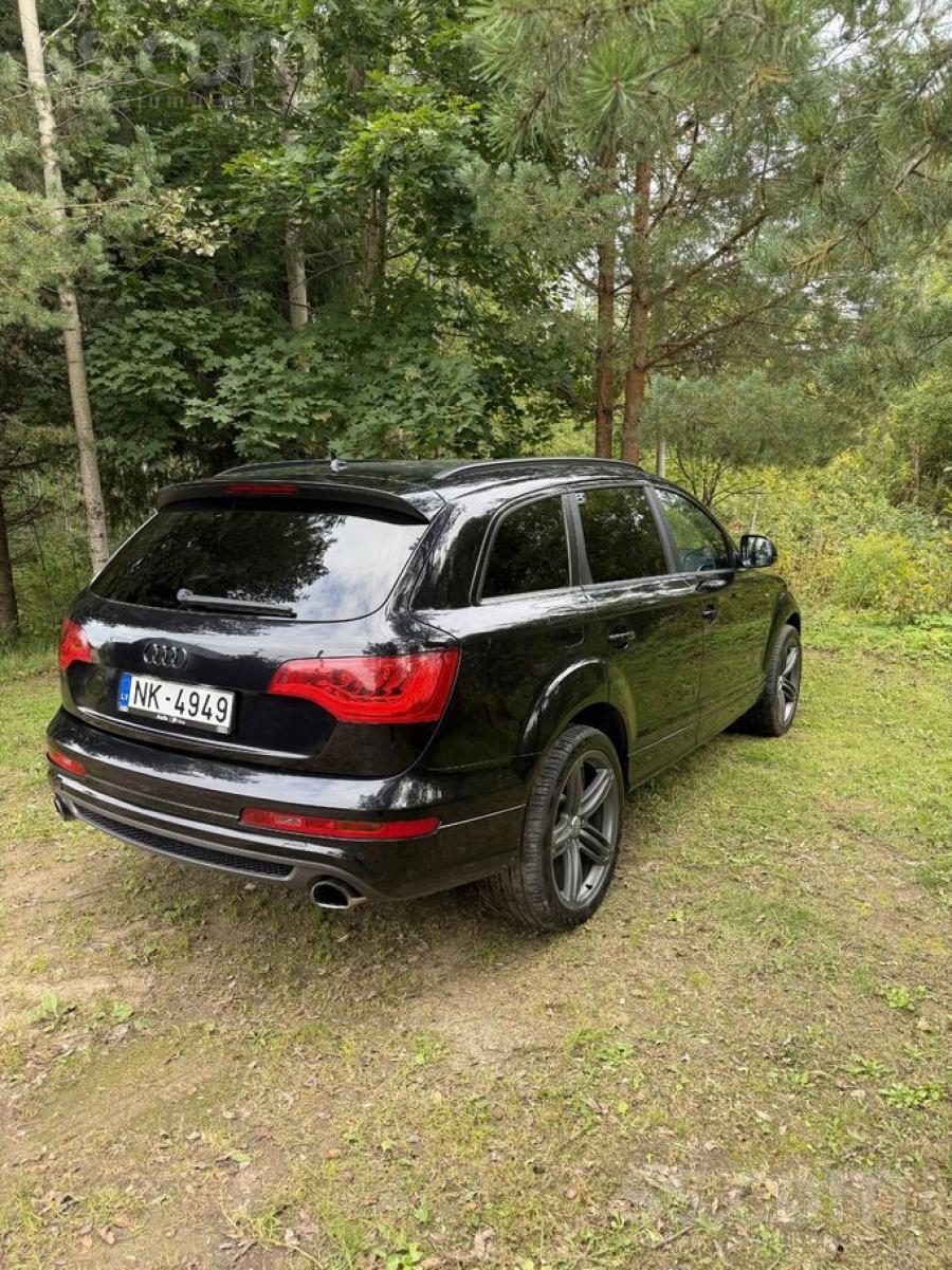 Black Audi Q7 2012 in Rezekne, with an engine capacity of 3.00 L and mileage of 238 thousand km for 11800 €, photo 11 on AUTOMOTO.COM.LV