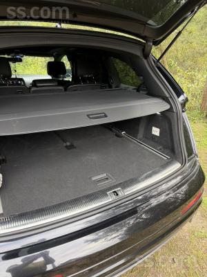 Black Audi Q7 2012 in Rezekne, with an engine capacity of 3.00 L and mileage of 238 thousand km for 11800 €, photo 14 on AUTOMOTO.COM.LV