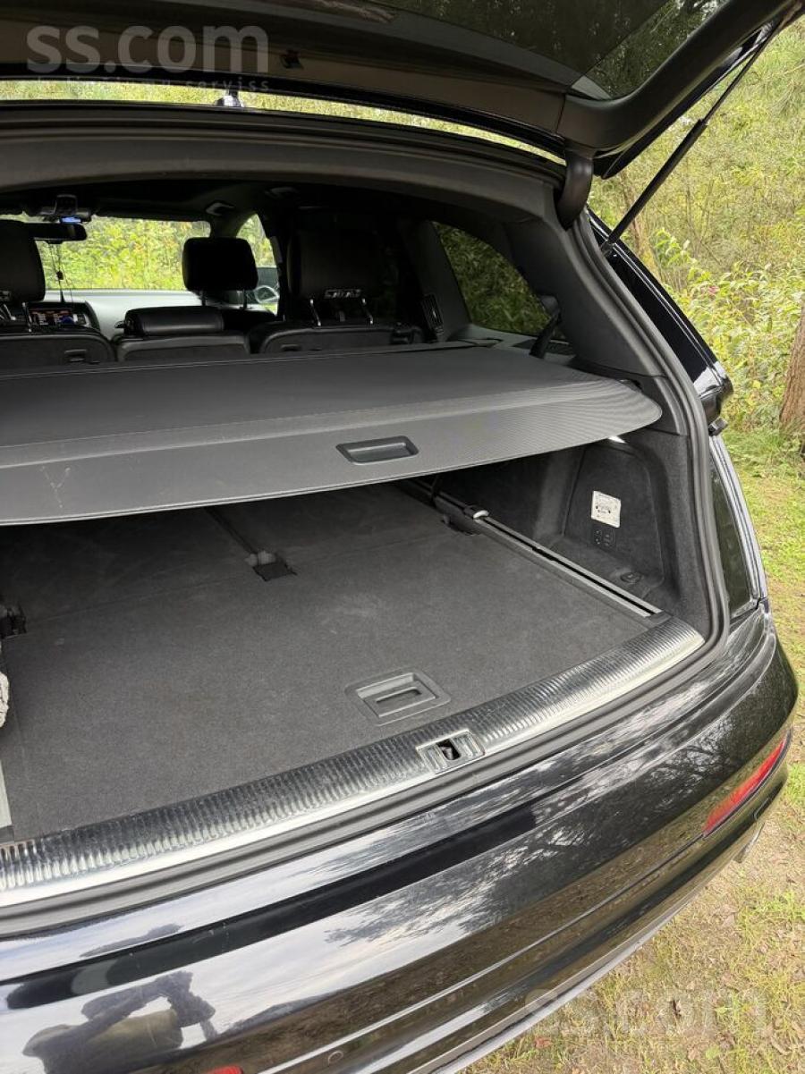 Black Audi Q7 2012 in Rezekne, with an engine capacity of 3.00 L and mileage of 238 thousand km for 11800 €, photo 14 on AUTOMOTO.COM.LV