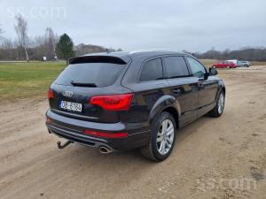 Black Audi Q7 2013 in Gulbene, with an engine capacity of 3.00 L and mileage of 280 thousand km for 12000 €, photo 3 on AUTOMOTO.COM.LV