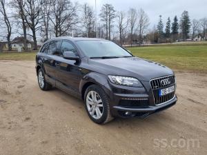 Black Audi Q7 2013 in Gulbene, with an engine capacity of 3.00 L and mileage of 280 thousand km for 12000 €, photo 4 on AUTOMOTO.COM.LV