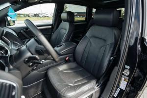 Black Audi Q7 2013 in Klaipeda, with an engine capacity of 3.00 L and mileage of 218 thousand km for 10999 €, photo 21 on AUTOMOTO.COM.LV