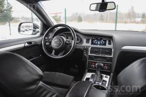 Black Audi Q7 2013 in Riga, with an engine capacity of 3.00 L and mileage of 349 thousand km for 15200 €, photo 13 on AUTOMOTO.COM.LV