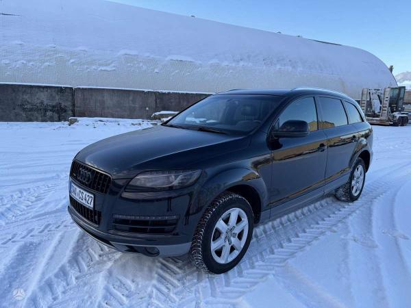Black Audi Q7 2013 in Kupiskis, with an engine capacity of 2.97 L and mileage of 207 thousand km for 12600 €, photo 1 on AUTOMOTO.COM.LV