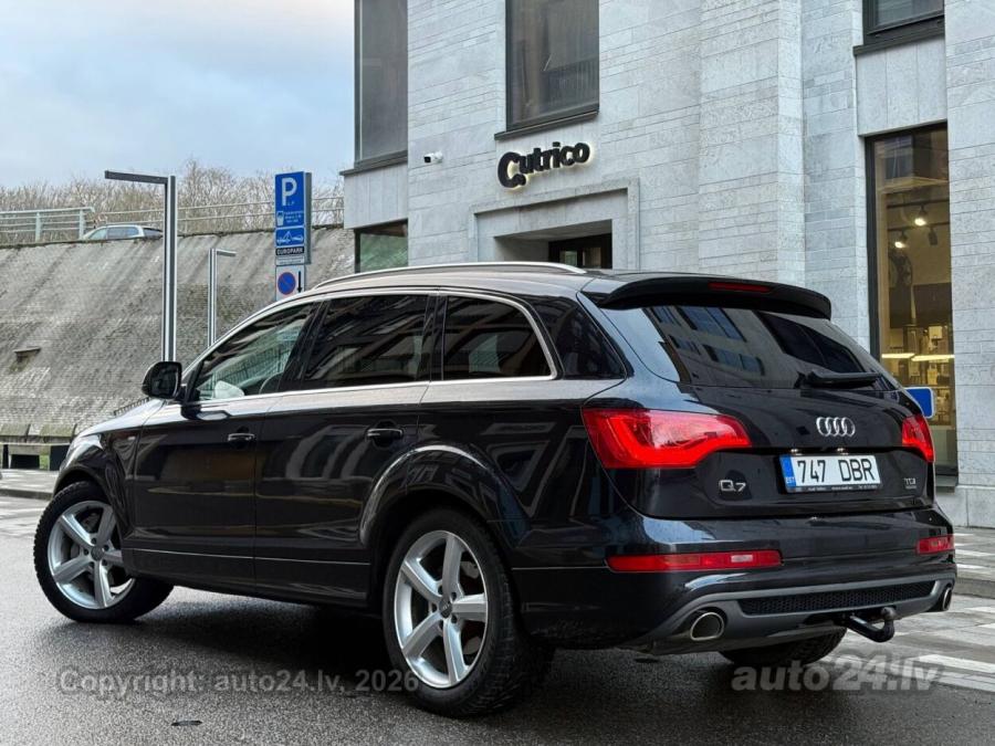 Melns Audi Q7 2013 Tallina, ar dzinēja tilpumu 3.00 L un nobraukumu 254 tūkst. km par 13990 €, foto 10 vietnē AUTOMOTO.COM.LV