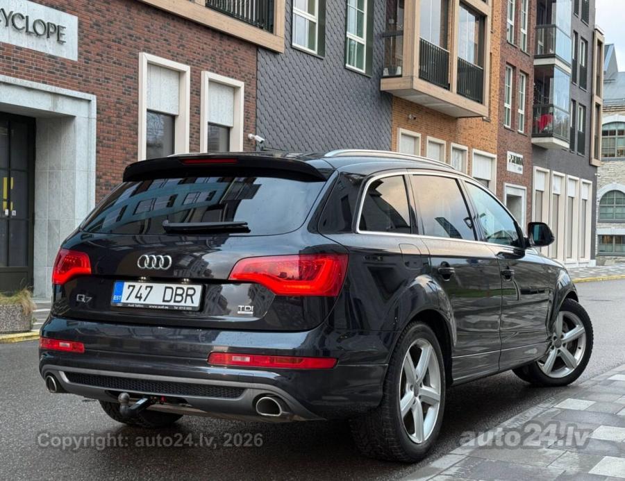 Melns Audi Q7 2013 Tallina, ar dzinēja tilpumu 3.00 L un nobraukumu 254 tūkst. km par 13990 €, foto 14 vietnē AUTOMOTO.COM.LV