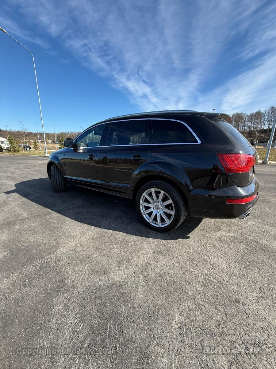Black Audi Q7 2013 in Tallinn, with an engine capacity of 3.00 L and mileage of 227 thousand km for 14900 €, photo 9 on AUTOMOTO.COM.LV