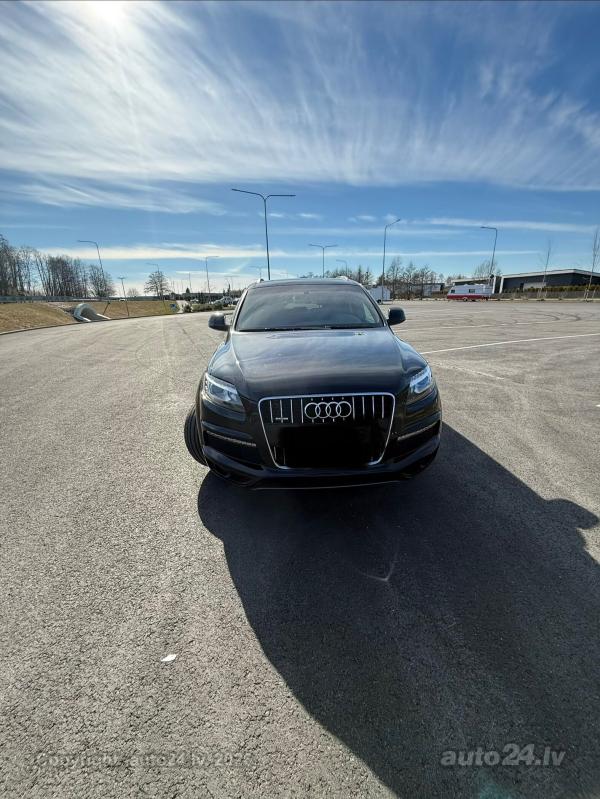 Black Audi Q7 2013 in Tallinn, with an engine capacity of 3.00 L and mileage of 227 thousand km for 14900 €, photo 10 on AUTOMOTO.COM.LV