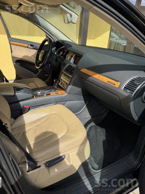 Melns Audi Q7 2013 Rīga, ar dzinēja tilpumu 3.00 L un nobraukumu 275 tūkst. km par 9500 €, foto 13 vietnē AUTOMOTO.COM.LV