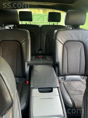Melns Audi Q7 2013 Daugavpils, ar dzinēja tilpumu 3.00 L un nobraukumu 233 tūkst. km par 13999 €, foto 10 vietnē AUTOMOTO.COM.LV