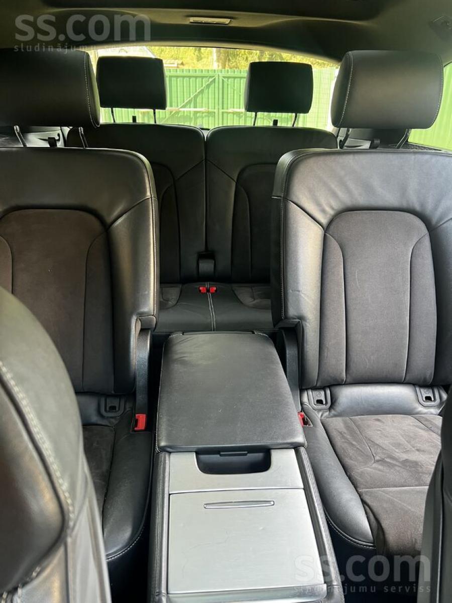 Melns Audi Q7 2013 Daugavpils, ar dzinēja tilpumu 3.00 L un nobraukumu 233 tūkst. km par 13999 €, foto 10 vietnē AUTOMOTO.COM.LV