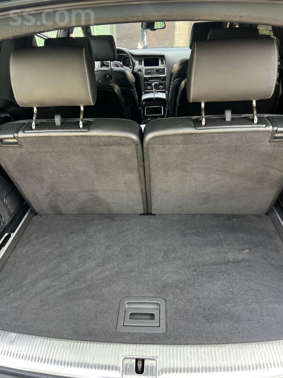 Melns Audi Q7 2013 Daugavpils, ar dzinēja tilpumu 3.00 L un nobraukumu 233 tūkst. km par 13999 €, foto 11 vietnē AUTOMOTO.COM.LV