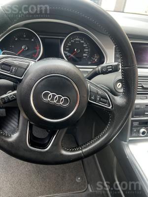 Melns Audi Q7 2013 Daugavpils, ar dzinēja tilpumu 3.00 L un nobraukumu 233 tūkst. km par 13999 €, foto 12 vietnē AUTOMOTO.COM.LV