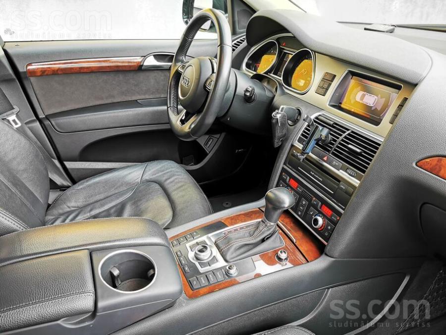 Melns Audi Q7 2013 Rīga, ar dzinēja tilpumu 3.00 L un nobraukumu 260 tūkst. km par 10850 €, foto 17 vietnē AUTOMOTO.COM.LV
