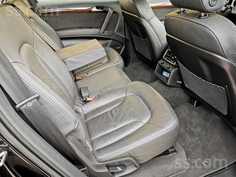 Melns Audi Q7 2013 Rīga, ar dzinēja tilpumu 3.00 L un nobraukumu 260 tūkst. km par 10850 €, foto 20 vietnē AUTOMOTO.COM.LV