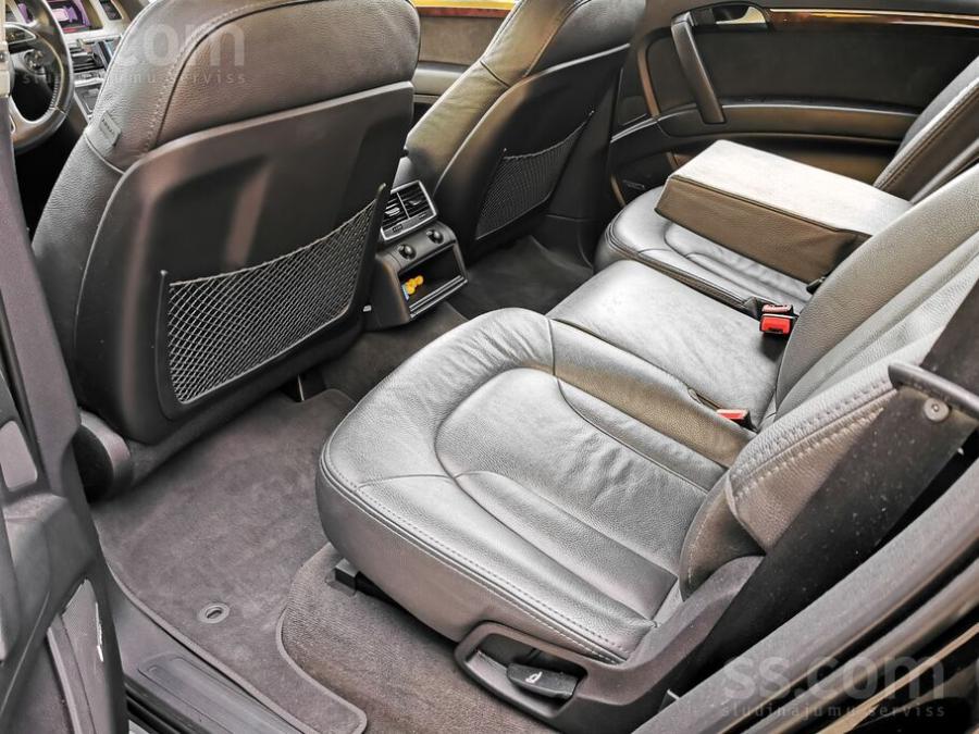 Melns Audi Q7 2013 Rīga, ar dzinēja tilpumu 3.00 L un nobraukumu 260 tūkst. km par 10850 €, foto 21 vietnē AUTOMOTO.COM.LV