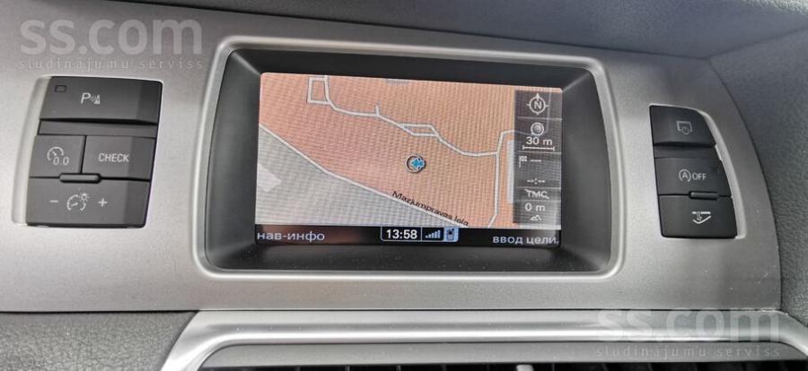Melns Audi Q7 2013 Rīga, ar dzinēja tilpumu 3.00 L un nobraukumu 260 tūkst. km par 10850 €, foto 27 vietnē AUTOMOTO.COM.LV