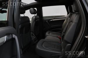 Black Audi Q7 2013 in Tukums, with an engine capacity of 3.00 L and mileage of 248 thousand km for 13490 €, photo 21 on AUTOMOTO.COM.LV