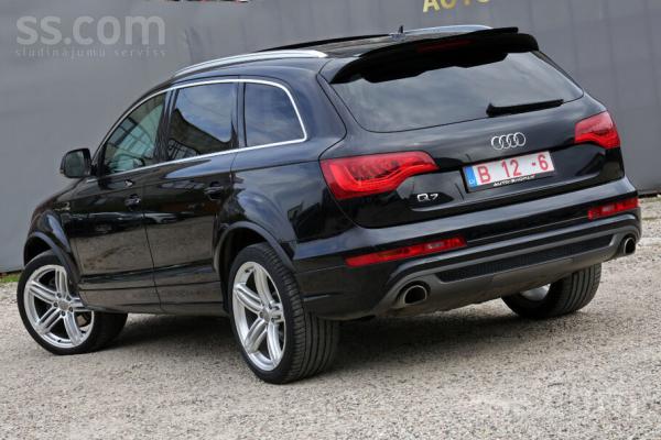 Black Audi Q7 2013 in Tukums, with an engine capacity of 3.00 L and mileage of 265 thousand km for 14800 €, photo 5 on AUTOMOTO.COM.LV