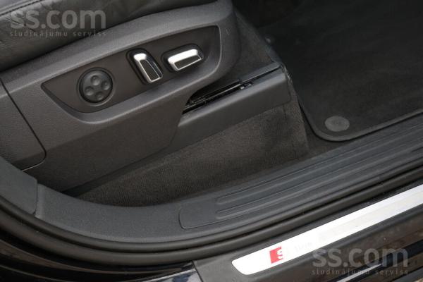Black Audi Q7 2013 in Tukums, with an engine capacity of 3.00 L and mileage of 265 thousand km for 14800 €, photo 9 on AUTOMOTO.COM.LV