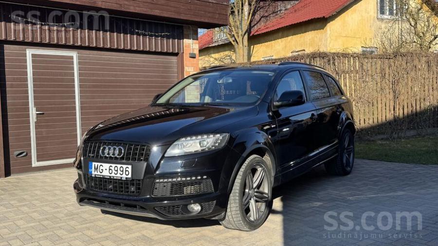 Melns Audi Q7 2013 Dobele, ar dzinēja tilpumu 4.20 L un nobraukumu 340 tūkst. km par 13112 €, foto 3 vietnē AUTOMOTO.COM.LV