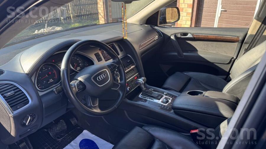 Melns Audi Q7 2013 Dobele, ar dzinēja tilpumu 4.20 L un nobraukumu 340 tūkst. km par 13112 €, foto 11 vietnē AUTOMOTO.COM.LV