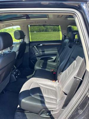 Black Audi Q7 2013 in Kaunas, with an engine capacity of 3.00 L and mileage of 183 thousand km for 7400 €, photo 14 on AUTOMOTO.COM.LV
