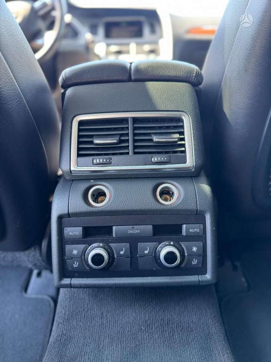 Black Audi Q7 2013 in Kaunas, with an engine capacity of 3.00 L and mileage of 183 thousand km for 7400 €, photo 15 on AUTOMOTO.COM.LV