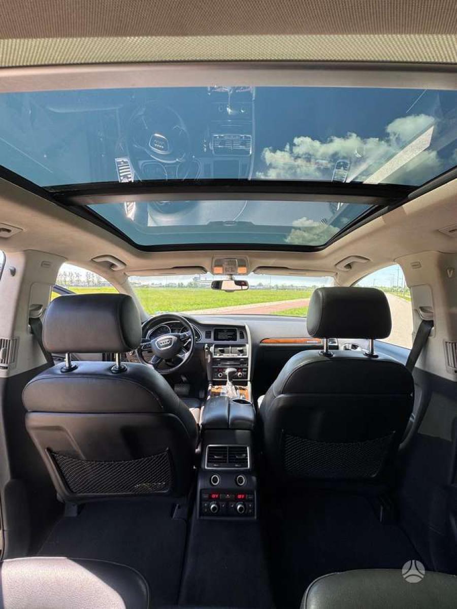 Black Audi Q7 2013 in Kaunas, with an engine capacity of 3.00 L and mileage of 183 thousand km for 7400 €, photo 18 on AUTOMOTO.COM.LV