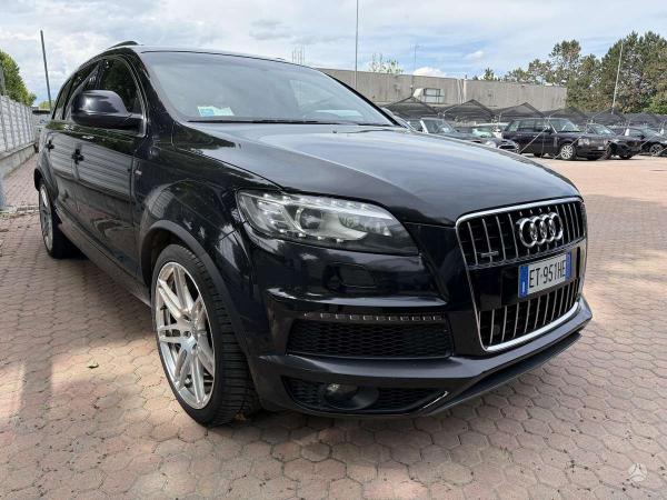 Melns Audi Q7 2013 Šauļi, ar dzinēja tilpumu 4.13 L un nobraukumu 303 tūkst. km par 12700 €, foto 3 vietnē AUTOMOTO.COM.LV