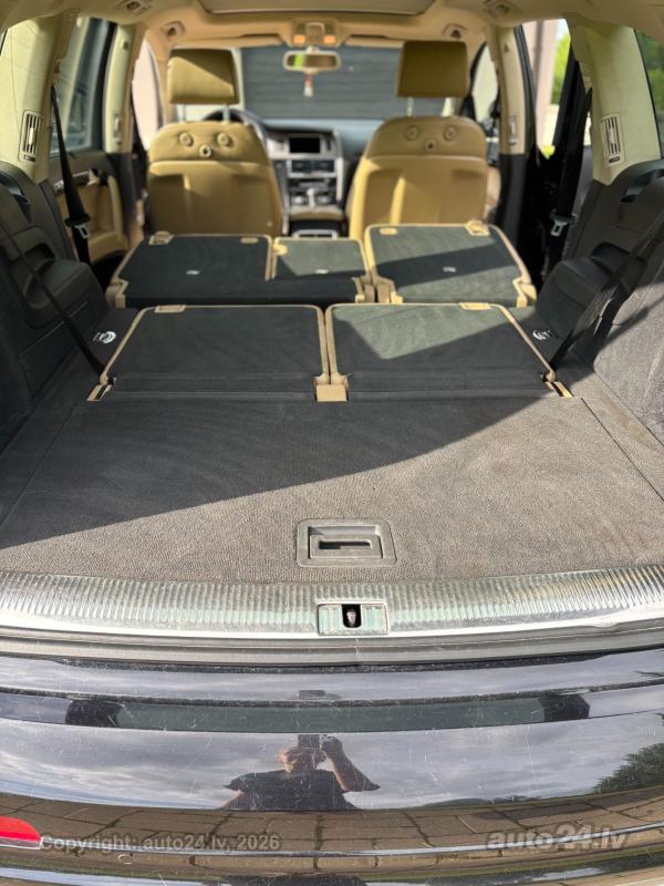 Black Audi Q7 2013 in Parnu, with an engine capacity of 3.60 L and mileage of 200 thousand km for 16950 €, photo 10 on AUTOMOTO.COM.LV