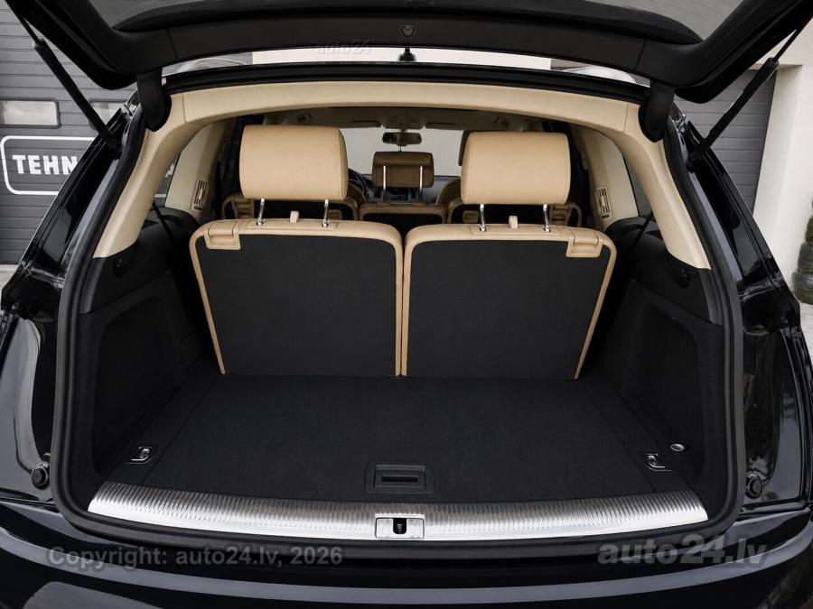 Melns Audi Q7 2013 Pērnava, ar dzinēja tilpumu 3.60 L un nobraukumu 201 tūkst. km par 13990 €, foto 15 vietnē AUTOMOTO.COM.LV