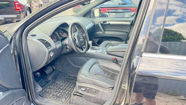 Melns Audi Q7 2013 Ukmergė, ar dzinēja tilpumu 3.00 L un nobraukumu 366 tūkst. km par 6790 €, foto 10 vietnē AUTOMOTO.COM.LV