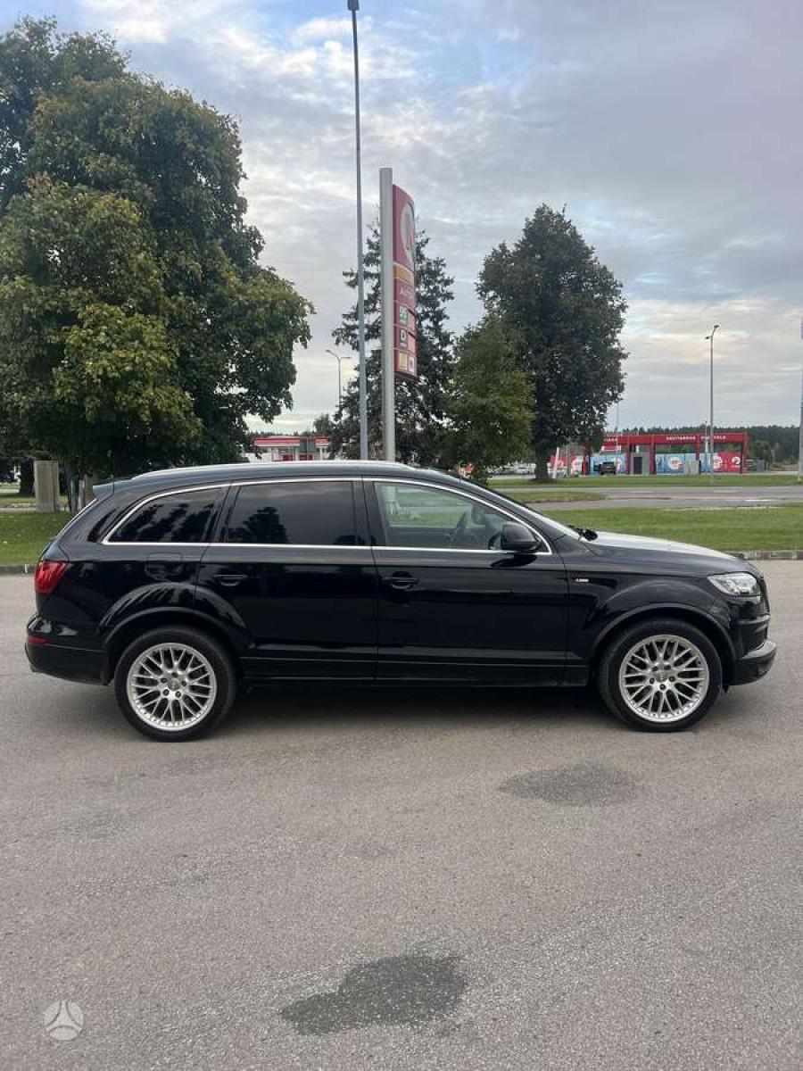 Black Audi Q7 2013 in Taurage, with an engine capacity of 2.97 L and mileage of 388 thousand km for 9700 €, photo 4 on AUTOMOTO.COM.LV