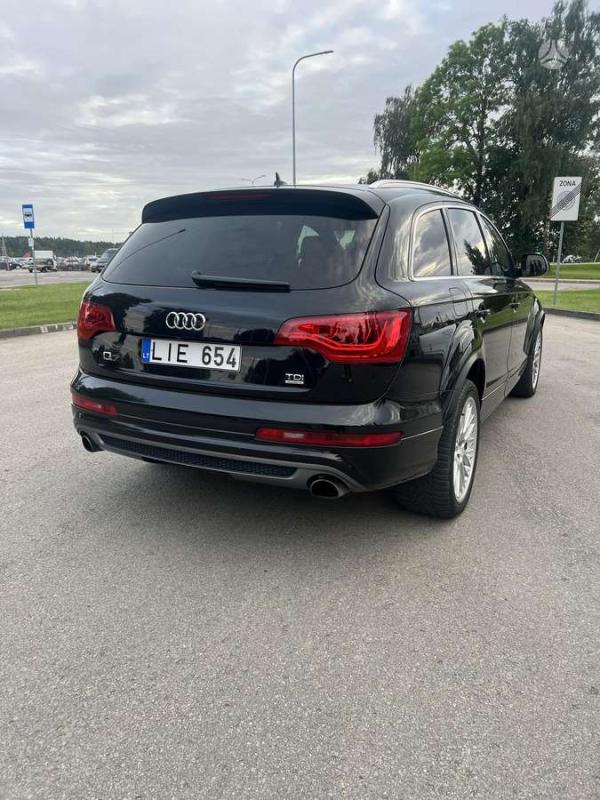 Black Audi Q7 2013 in Taurage, with an engine capacity of 2.97 L and mileage of 388 thousand km for 9700 €, photo 8 on AUTOMOTO.COM.LV