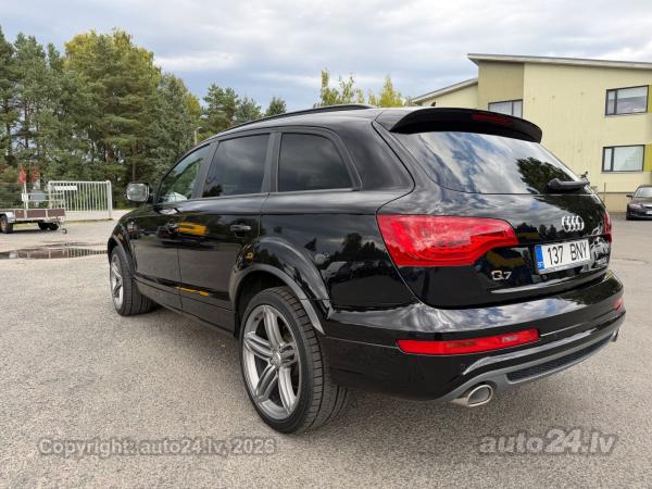 Black Audi Q7 2013 in Tartu, with an engine capacity of 3.00 L and mileage of 284 thousand km for 12750 €, photo 4 on AUTOMOTO.COM.LV