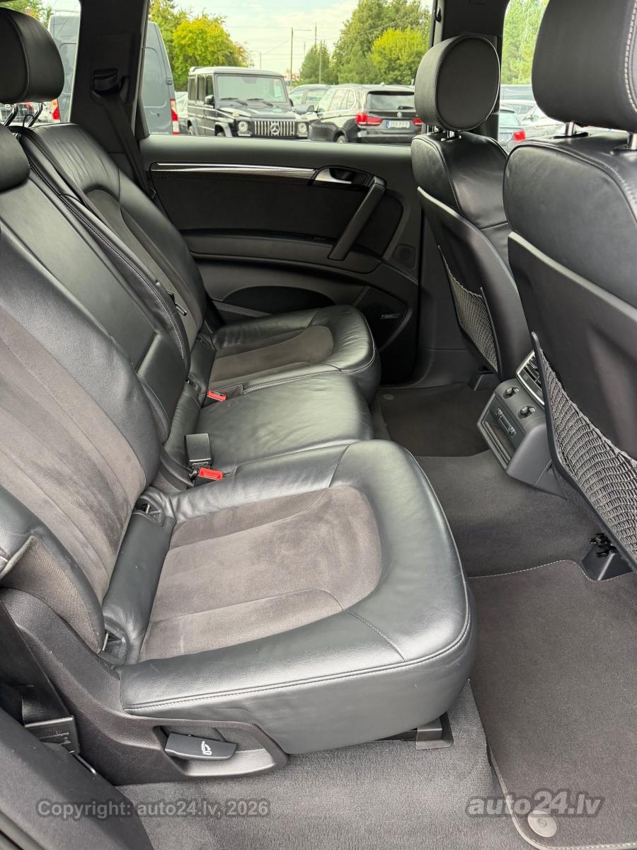 Melns Audi Q7 2013 Tartu, ar dzinēja tilpumu 3.00 L un nobraukumu 284 tūkst. km par 12750 €, foto 12 vietnē AUTOMOTO.COM.LV