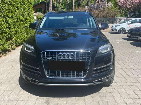 Black Audi Q7 2014 in Vilnius, with an engine capacity of 3.00 L and mileage of 202 thousand km for 11500 €, photo 1 on AUTOMOTO.COM.LV