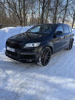 Melns Audi Q7 2014 Panevēža, ar dzinēja tilpumu 4.20 L un nobraukumu 239 tūkst. km par 15500 €, foto  vietnē AUTOMOTO.COM.LV