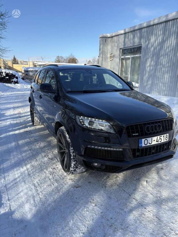 Black Audi Q7 2014 in Panevezys, with an engine capacity of 4.20 L and mileage of 239 thousand km for 15500 €, photo 4 on AUTOMOTO.COM.LV