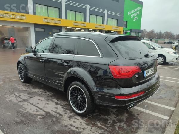 Черный Ауди Ку 7 2014 в Рига, объемом двигателя 3.00 л и пробегом 189 тыс. км за 12000 €, фото 3 на AUTOMOTO.COM.LV