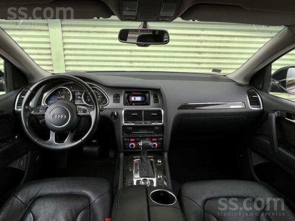 Black Audi Q7 2014 in Riga, with an engine capacity of 3.00 L and mileage of 352 thousand km for 9900 €, photo 6 on AUTOMOTO.COM.LV