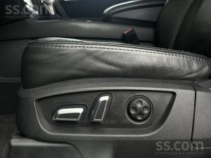 Melns Audi Q7 2014 Rīga, ar dzinēja tilpumu 3.00 L un nobraukumu 352 tūkst. km par 9900 €, foto 14 vietnē AUTOMOTO.COM.LV