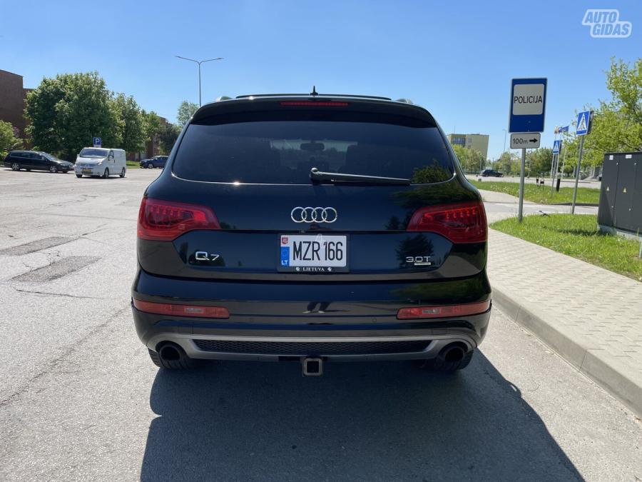 Black Audi Q7 2014 in Kaunas, with an engine capacity of 3.00 L and mileage of 227 thousand km for 10500 €, photo 3 on AUTOMOTO.COM.LV