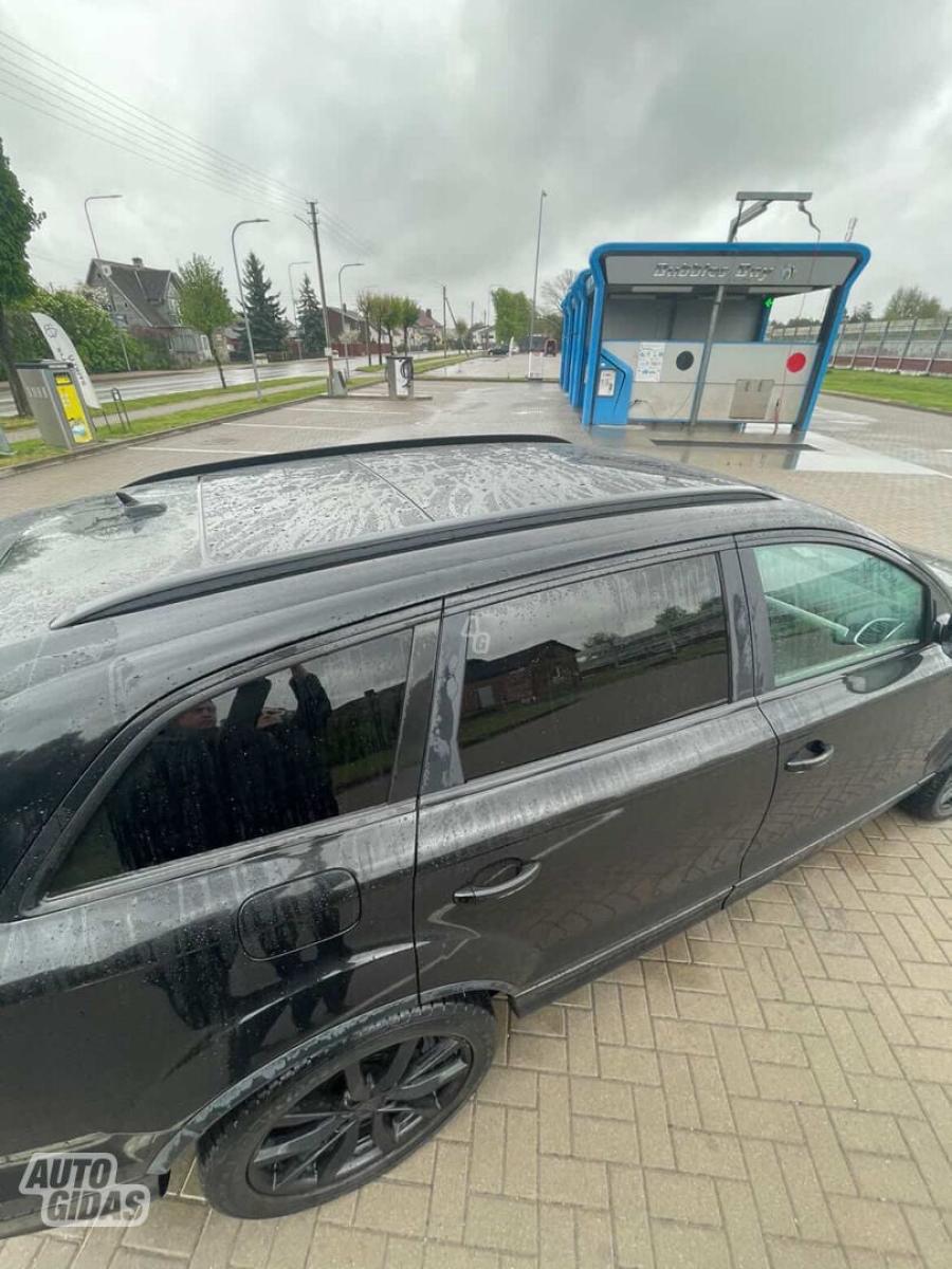 Black Audi Q7 2014 in Kaunas, with an engine capacity of 3.00 L and mileage of 227 thousand km for 10500 €, photo 12 on AUTOMOTO.COM.LV